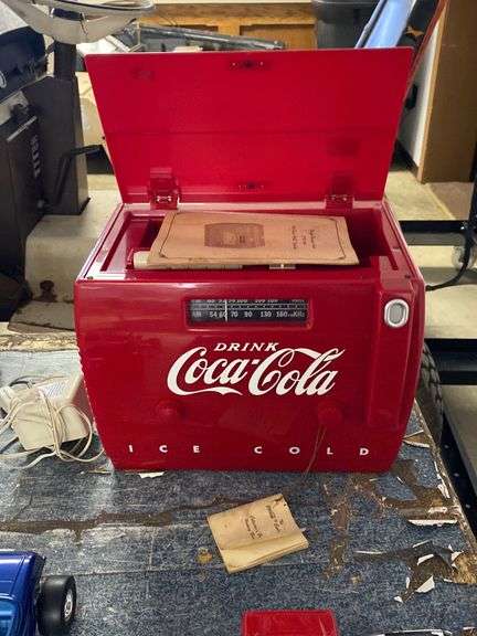 Plastic Drink Coca-Cola Radio and Cassette Player - Metzger Property ...