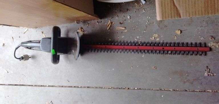 Craftsman Bushwacker - Metzger Property Services, LLC