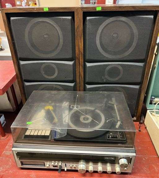 Zenith Integrated Stereo System with Turntable, Cassette Player and ...