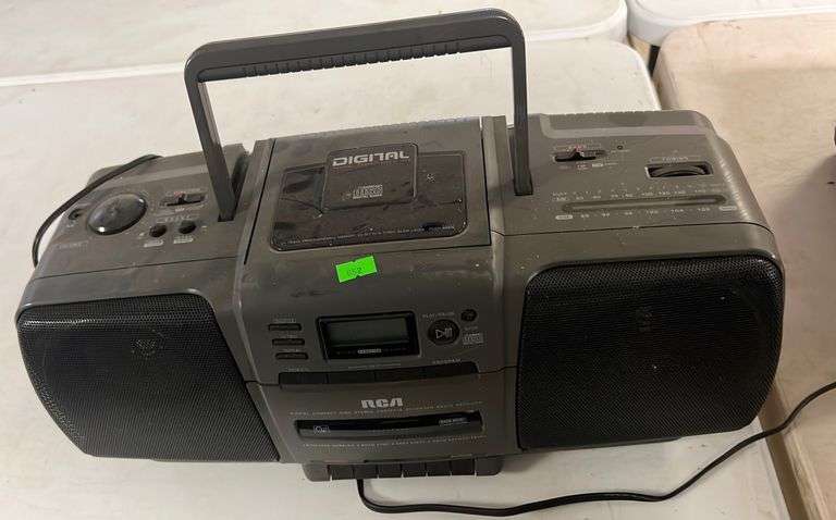 Digital Portable Compact Disc Player - Metzger Property Services LLC