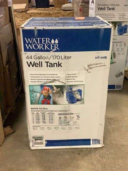 Water Worker 44 Gal. Pressurized Well Tank - Metzger Property Services LLC