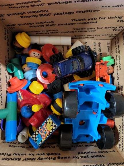 Assorted toys - Metzger Property Services LLC