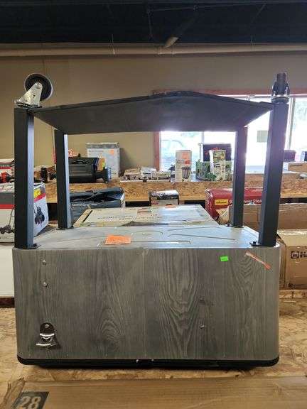 Double deck cooler dented and missing 2 wheels - Metzger Property ...