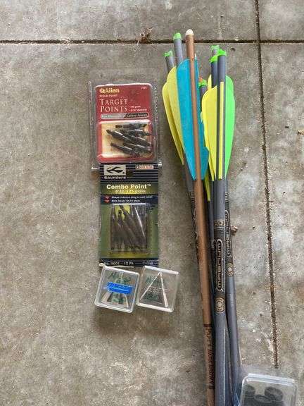Barnett Quad-300 Crossbow w/ Simmons Scope, Easton Magnum Arrows ...