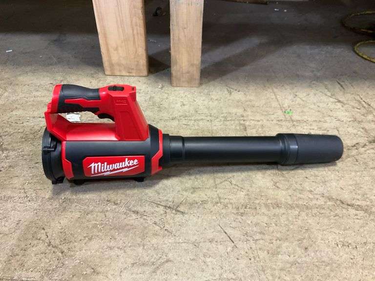 Milwaukee M12 12V Lithium-Ion Cordless Compact Spot Blower Tool only ...