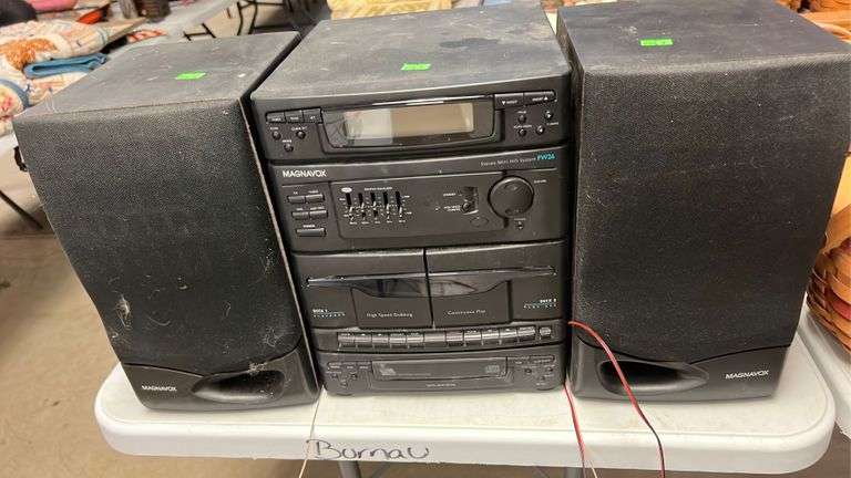 Magnovox Stereo Mini HiFi System FW26 w/2 speakers - Metzger Property ...