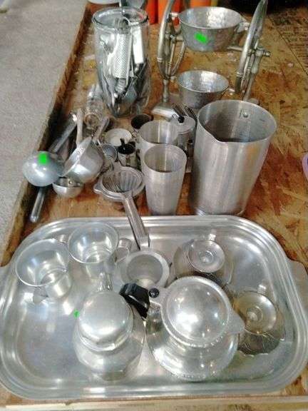 Aluminum ware assortment - Metzger Property Services LLC