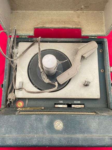 1 RCA Victor Vinyl Record Player - Metzger Property Services LLC