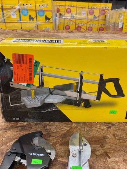 Stanley Clamping Mitre Box with Saw - Metzger Property Services LLC