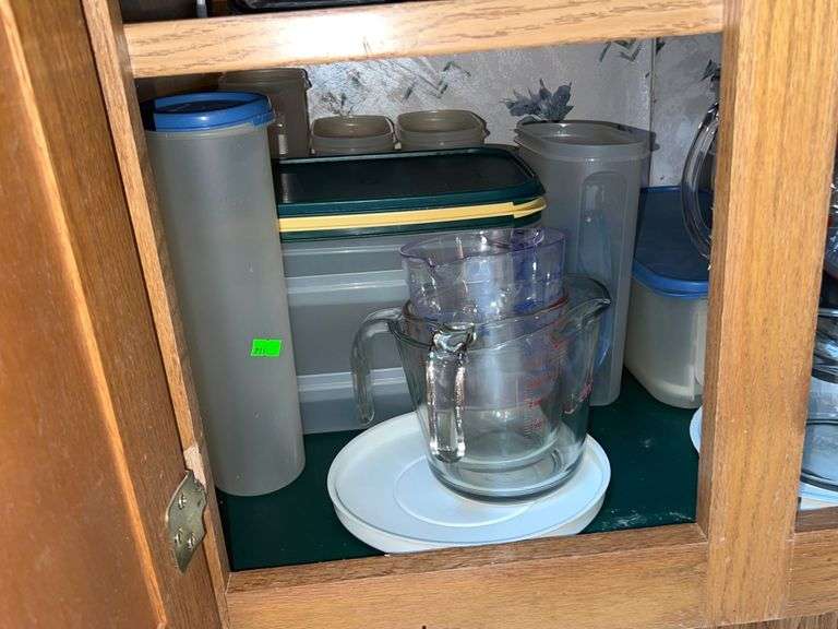 Pampered Chef Measuring Bowls, Pyrex Measuring cups, Metal Bowls ...