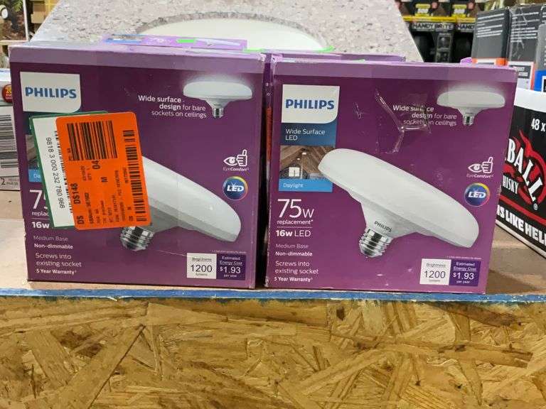 2 boxes Philips 75W replacement Wide Surface LED lightbulbs - Metzger ...