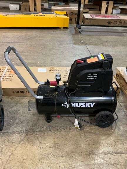 Husky 8 gallon 150 PSI Air Compressor - Metzger Property Services LLC