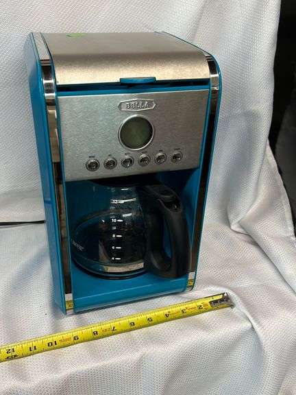 Bella 12 cup coffee maker model #CM4282-A - Metzger Property Services LLC