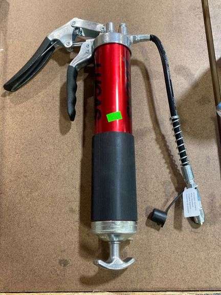 Lucas Grease Gun - Metzger Property Services LLC