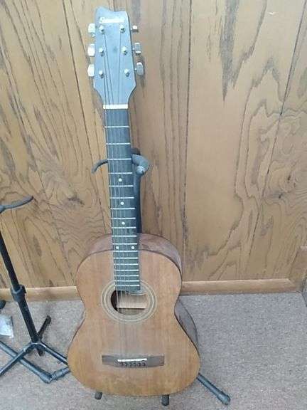 Samick acoustic guitar, model no LF-006 - Metzger Property Services LLC