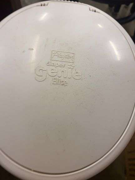 Diaper genie and metal live/laugh/love sign - Metzger Property Services ...