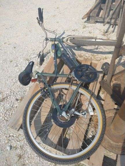 Timberline 18 speed bike - Metzger Property Services LLC