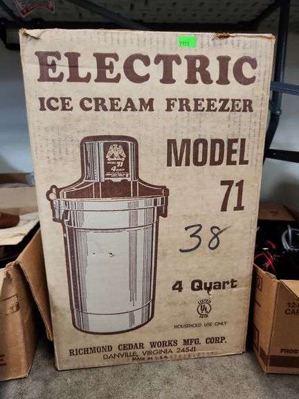 Electric ice cream freezer model 71 - 4 quart - Metzger Property ...