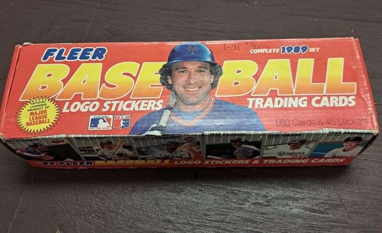 1989 Fleer Baseball Logo Stickers And Trading Cards - Metzger Property