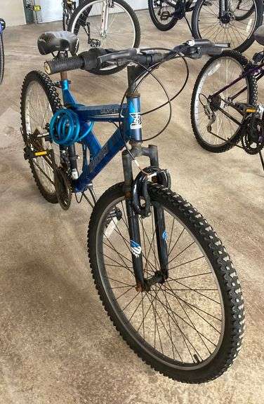 Gauntlet Dynacraft 18-Speed Bicycle with Bike Lock - Metzger Property ...