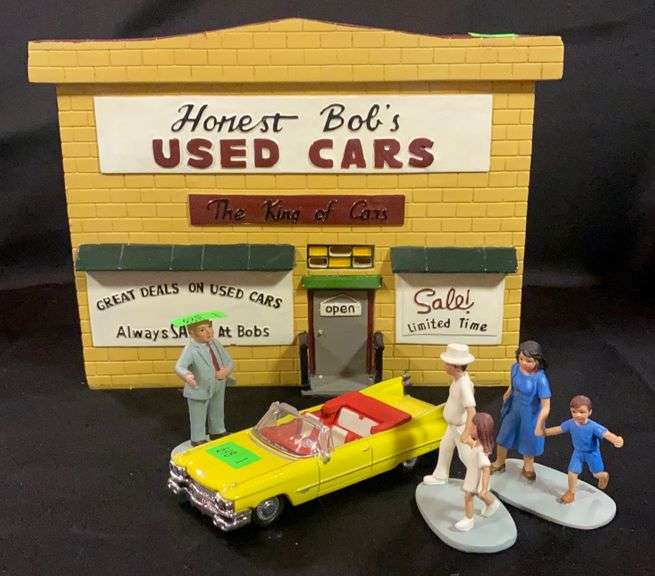 Light-up Resin Style Used Car Scene with 3 Figures and 1 car at Scale 1 ...