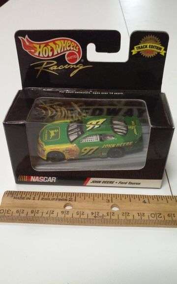 1999 track Edition John Deere, Ford Taurus Hot Wheels racing, new in ...