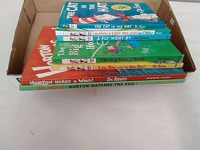 7 Dr Seuss assorted children's hardcover books - Metzger Property ...