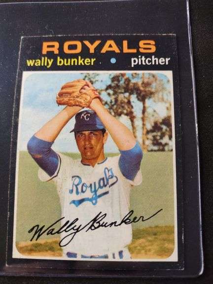 1 Wally Bunker Pitcher Royals T.C.G. Card - Metzger Property Services LLC