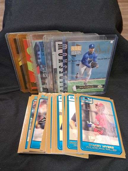 Assorted 25 baseball insert cards qty. 25 - Metzger Property Services LLC