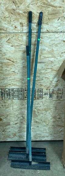Four smooth bunker rakes, various sizes - Metzger Property Services LLC