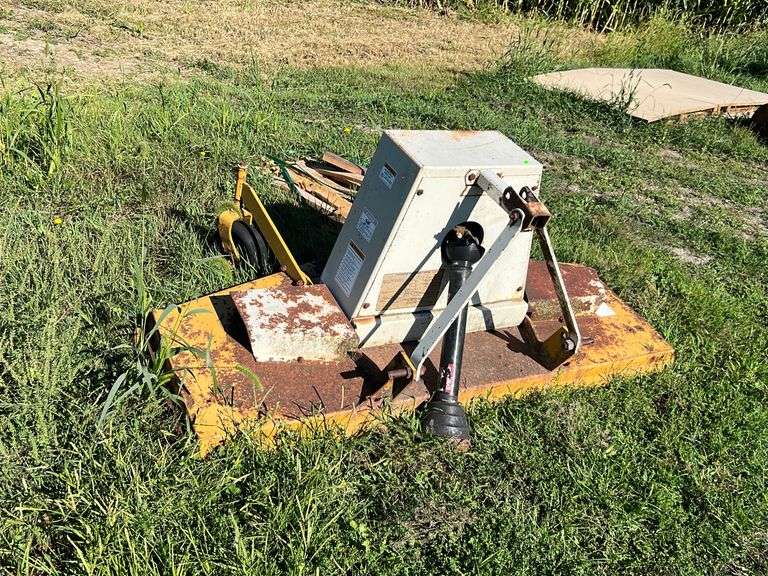 Woods RM306 , Finish mower, 540 PTO, three point hitch , 6ft. Width ...