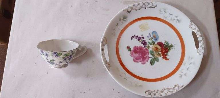 Lefton china Violet pattern teacup and Bavaria two-handled plate ...