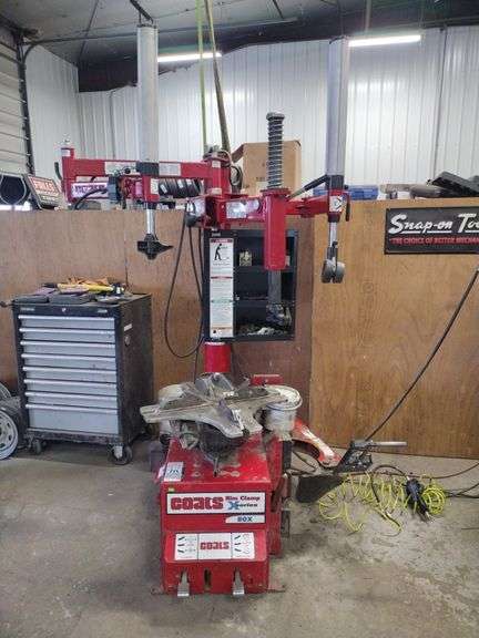 Coats Rim Clamp 80X Series Tire Changer - Metzger Property Services LLC