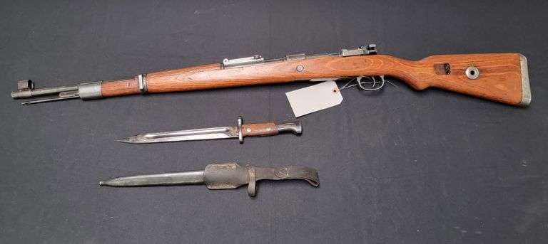 German Mauser 98K .44 with Bayonet in Scabbard, Field Cleaning Kit, Gun ...