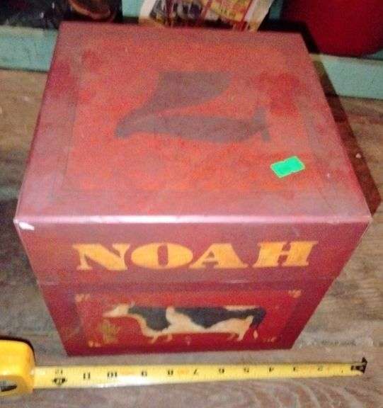 Noah's Ark Decorative nesting boxes - Metzger Property Services LLC