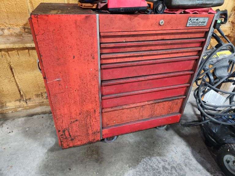 Snap-On Toolbox on casters and contents - Metzger Property Services LLC