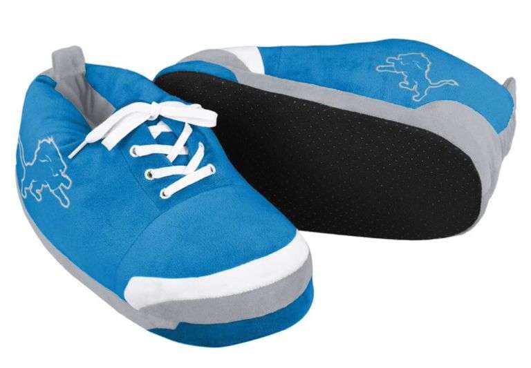 FOCO Mens NFL Team Logo Plush Oversized Sneaker Slippers - Metzger ...