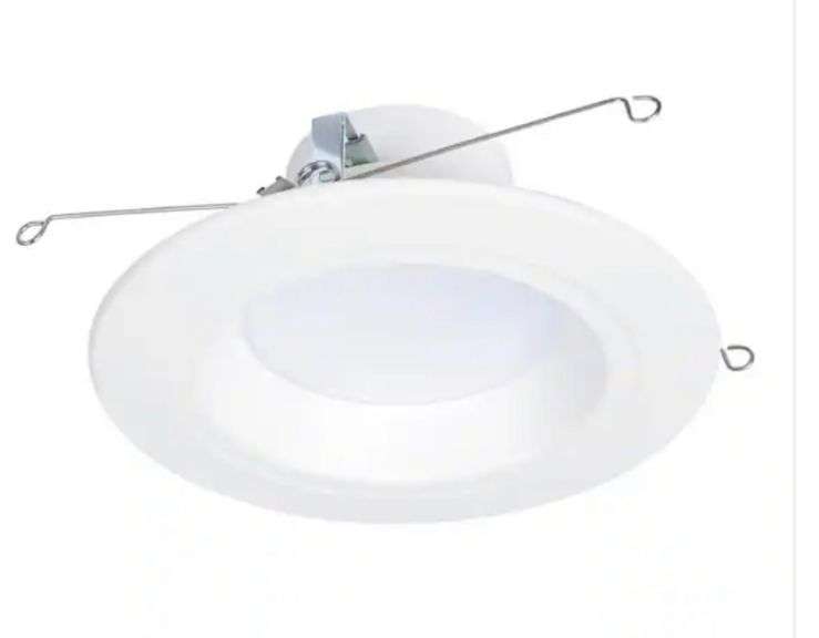 HALO RL56 Series 5/6-inch recessed LED retrofit module. Selectable CCT ...
