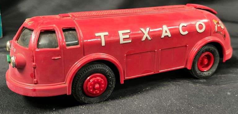 2.21.23 -- GURNICK 50+ YEAR COLLECTION FEATURING 800+ DIECAST CAR ...