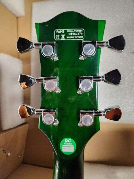 ivy ILS-300 EGR Les Paul Solid-Body Electric Guitar Emerald Green ...