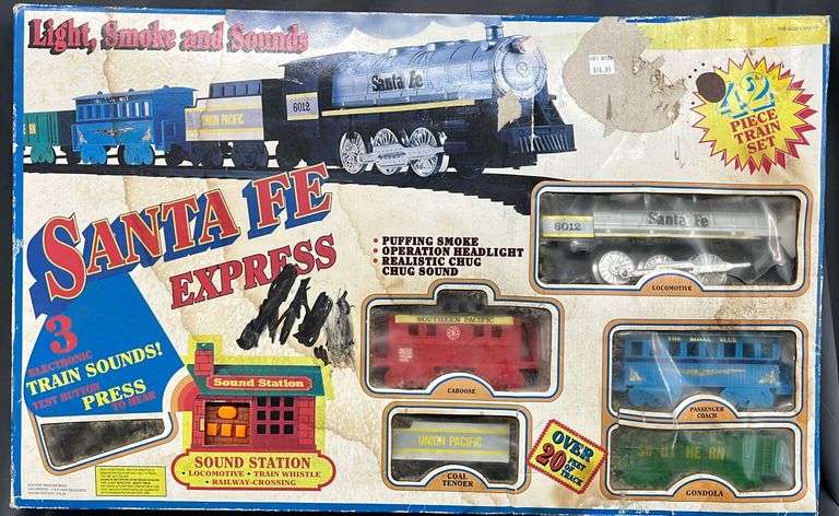 Santa Fe express battery operated train set , box has wear and plastic ...