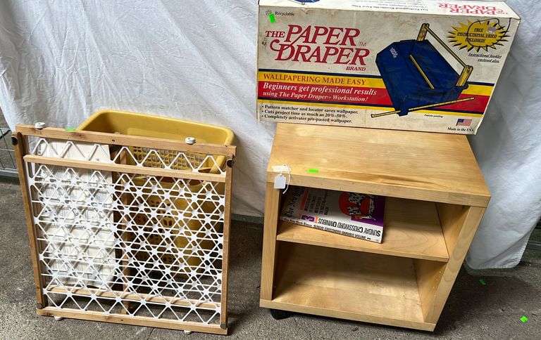 The Paper Draper wallpapering machine, baby gate 23”x24”, plastic ...