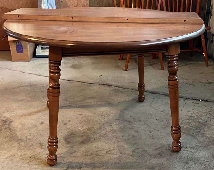 Tell City Dining Table with leaf 47x30 - Metzger Property Services LLC