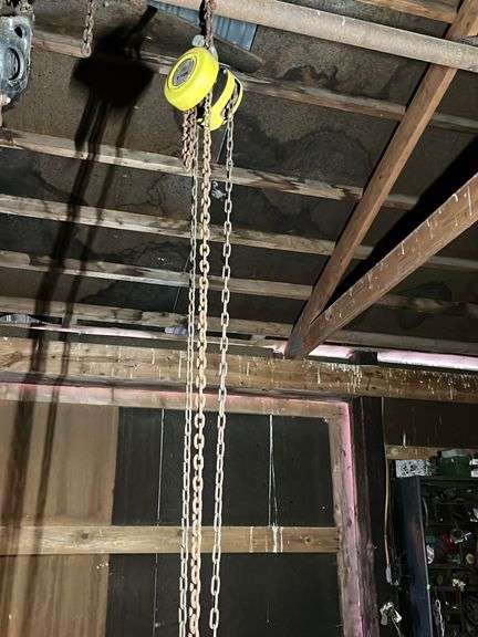 1 Ton Chain Block - Metzger Property Services LLC
