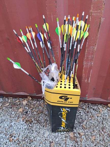 Archery arrows with display - Metzger Property Services LLC