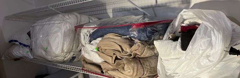 Bedding assortment including Blankets, Sheets, Pillows, Towels ...