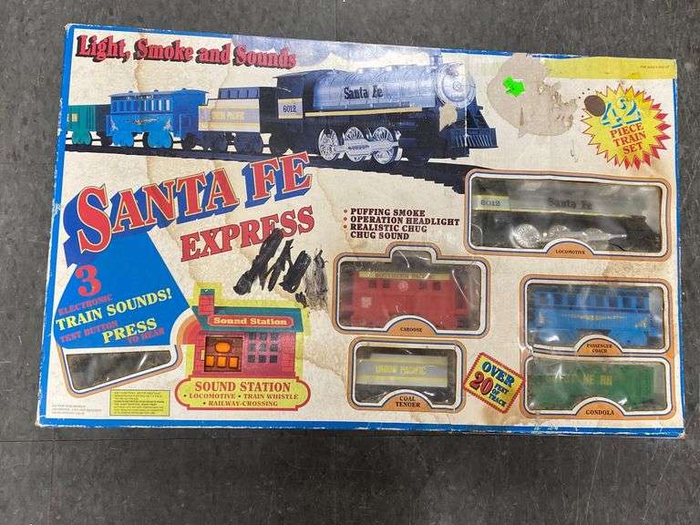 Santa Fe Express train set - Metzger Property Services LLC