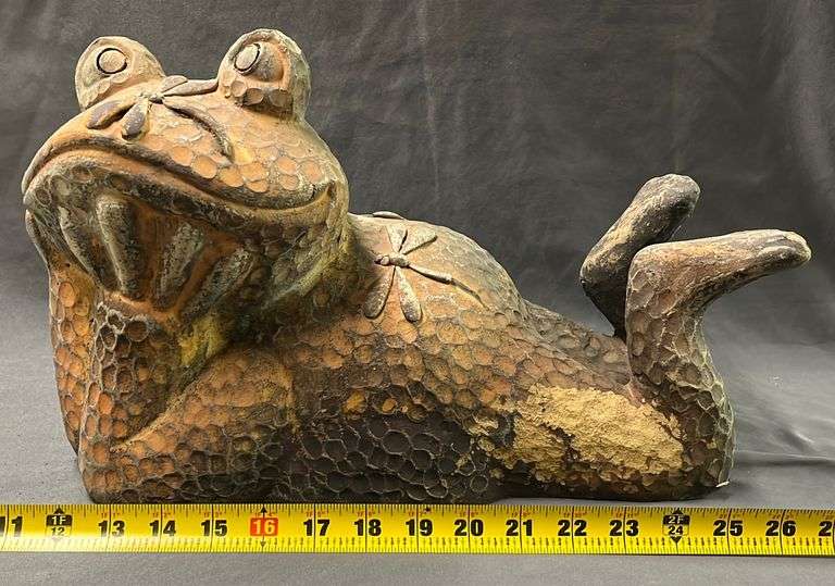 Terra Cotta lounging frog yard figure 16x10x7 - Metzger Property ...