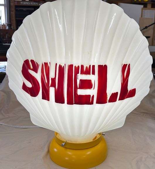 Original Shell Milk Glass Clamshell Globe Made in USA. Has one small ...