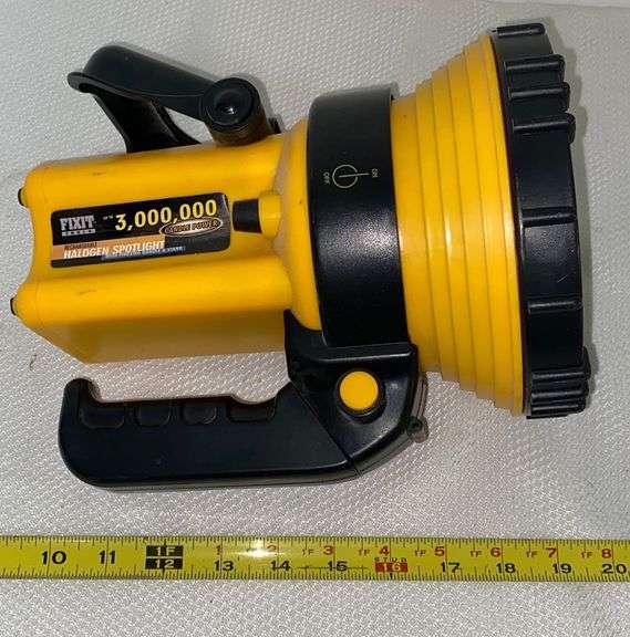 Fixit Tools Halogen spotlight - Metzger Property Services LLC